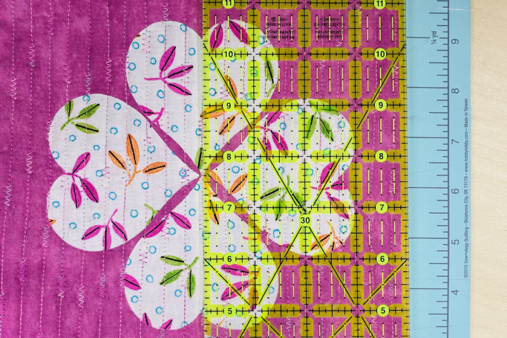 Easy Applique Mug Rug - Sewfeet