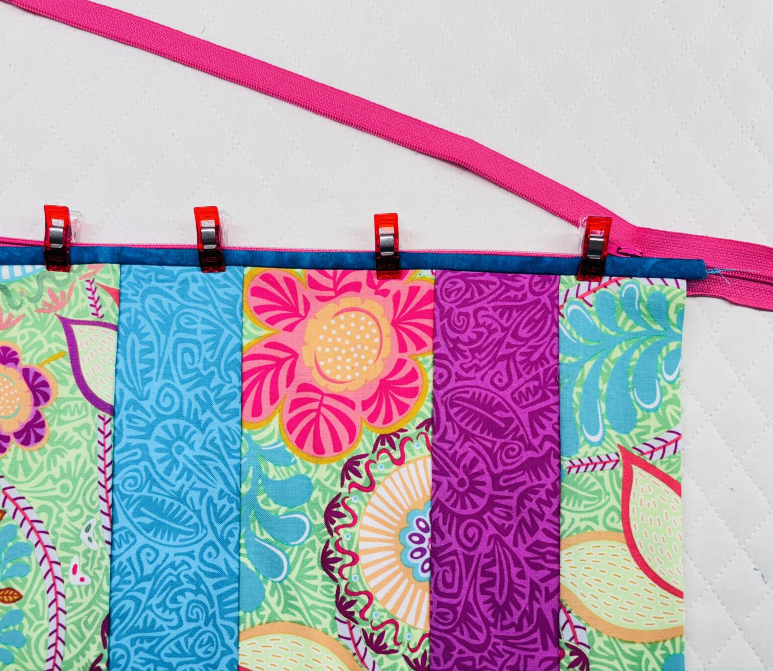 Serger Quilted Tablet Tote - Sewfeet